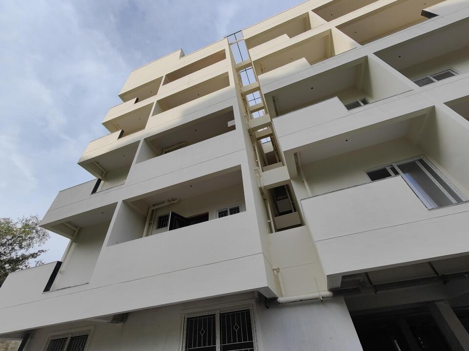 Sri Garudadri Gardens Kanakapura Road, Bangalore Resale Price List ...