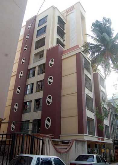 Sumit Woods Sumit Apartment Photos - Borivali West, Mumbai Pictures
