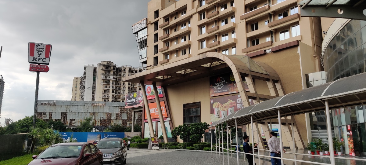 Supertech North Eye Sector 74, Noida Resale Price List, Brochure, Floor ...