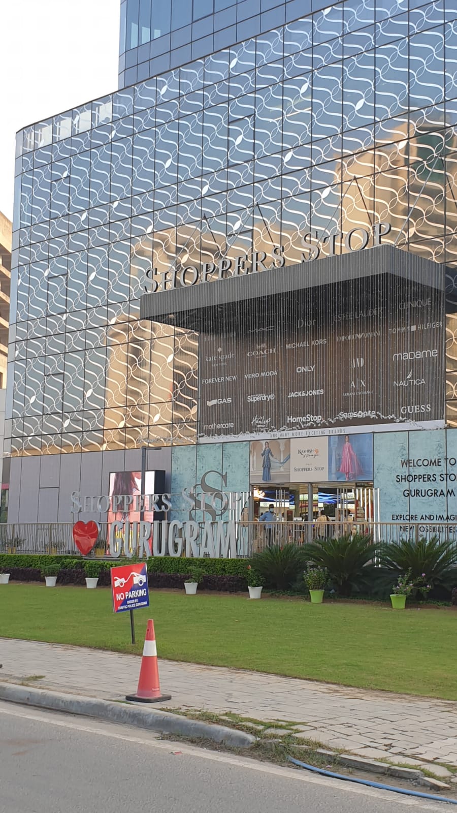 Tapasya One Gurgaon, Sector 53 - Invest in Office spaces & Shops