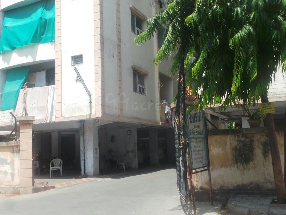 Akash Apartment Thaltej, Ahmedabad Resale Price List, Brochure, Floor ...