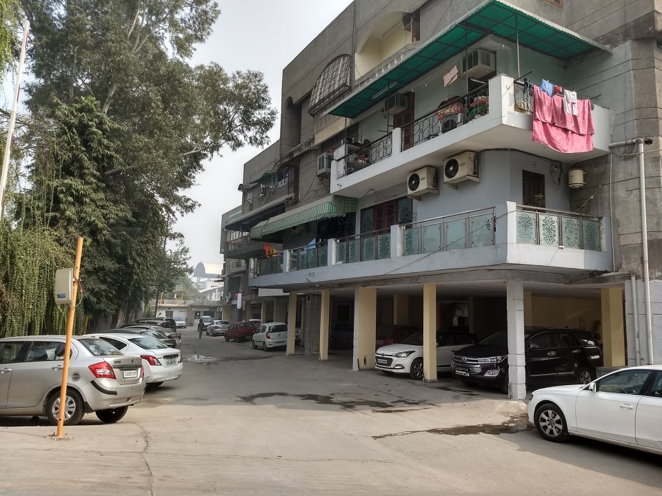 Dhudial Apartment Photos - Pitampura, North Delhi Pictures