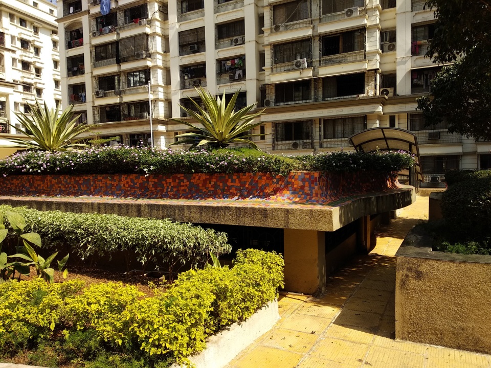 Golden Square Photos - Santacruz East, Mumbai Pictures