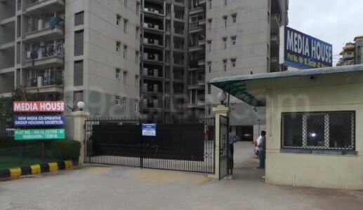 3 BHK Apartment / Flat for sale in Media House CGHS Sector 47 Gurgaon ...