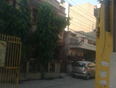 3 BHK Apartment / Flat for sale in Phulwari Block RWA Outram Line Delhi ...