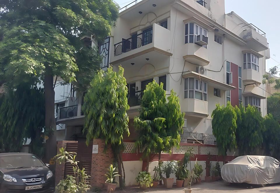 RWA Defence Colony Block A Defence Colony, South Delhi Resale Price ...