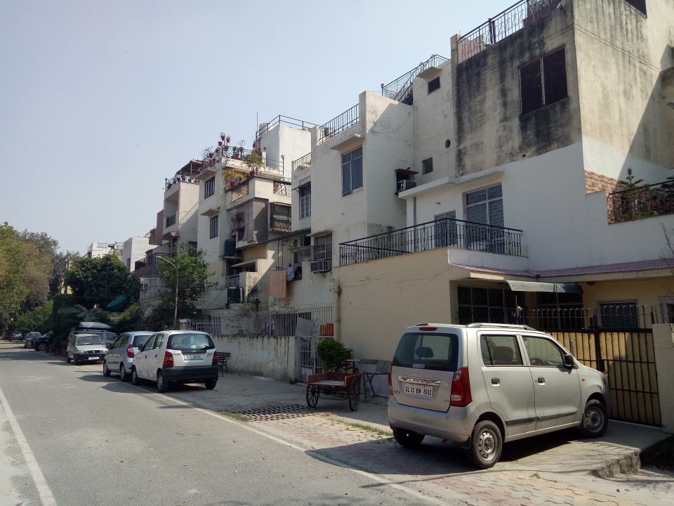 RWA Saket ENC SFS Block A and C South Delhi, Saket Resale Price List ...