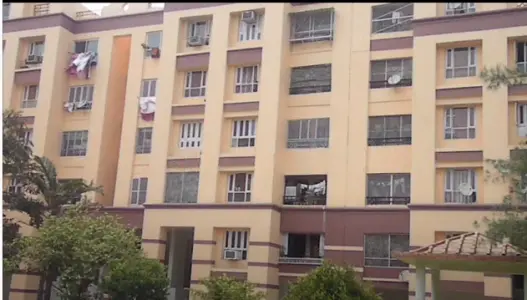 2 BHK Apartment / Flat for sale in Senior Citizen Home Complex Sector ...