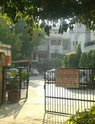 SFS Flats Paschim Vihar Photos - Shanti Kunj, Delhi South Pictures