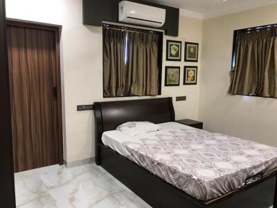 2 BHK / Bedroom Apartment / Flat for rent in Silver Cascade Bandra ...