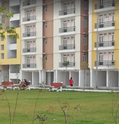 3 BHK Apartment / Flat for sale in UPAVP Kailash Enclave Sector-18 ...