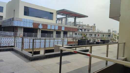 Shop for sale in V Square 83 Avenue Oodles Skywalk Sector 83 Gurgaon ...