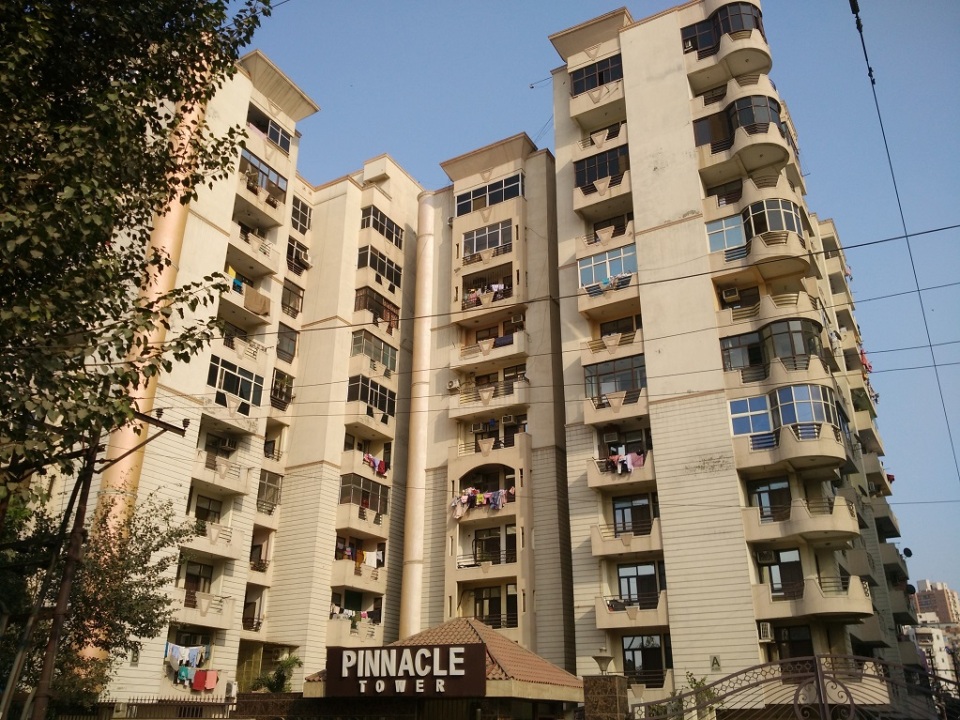 Vishal Product Pinnacle Tower Photos And Videos - Judges Enclave ...