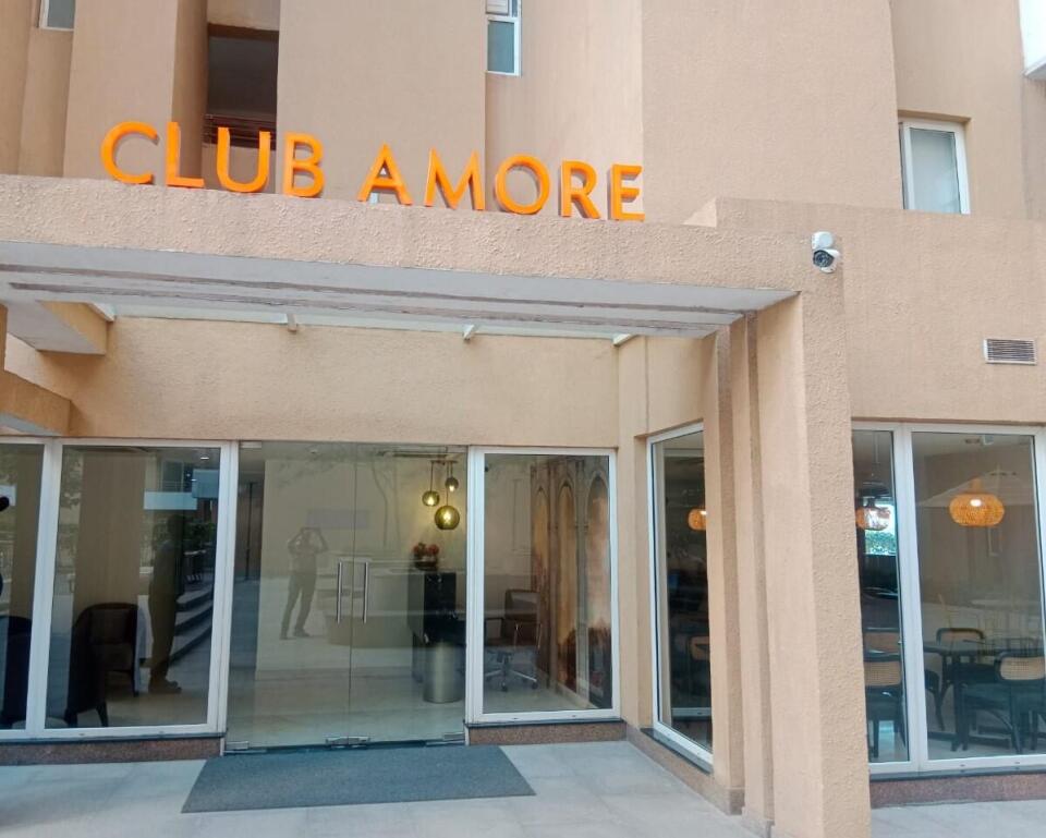 Wave Amore Sector 32, Noida Resale Price List, Brochure, Floor Plan ...
